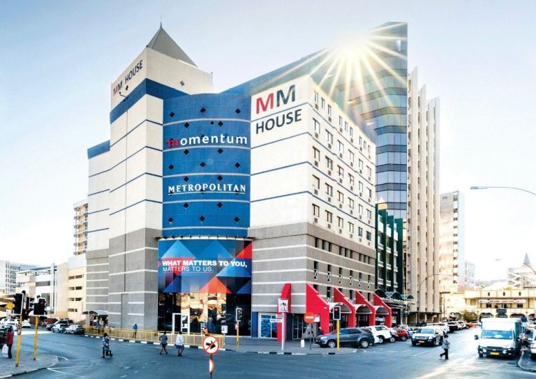 Momentum Metropolitan unveils rooftop solar project